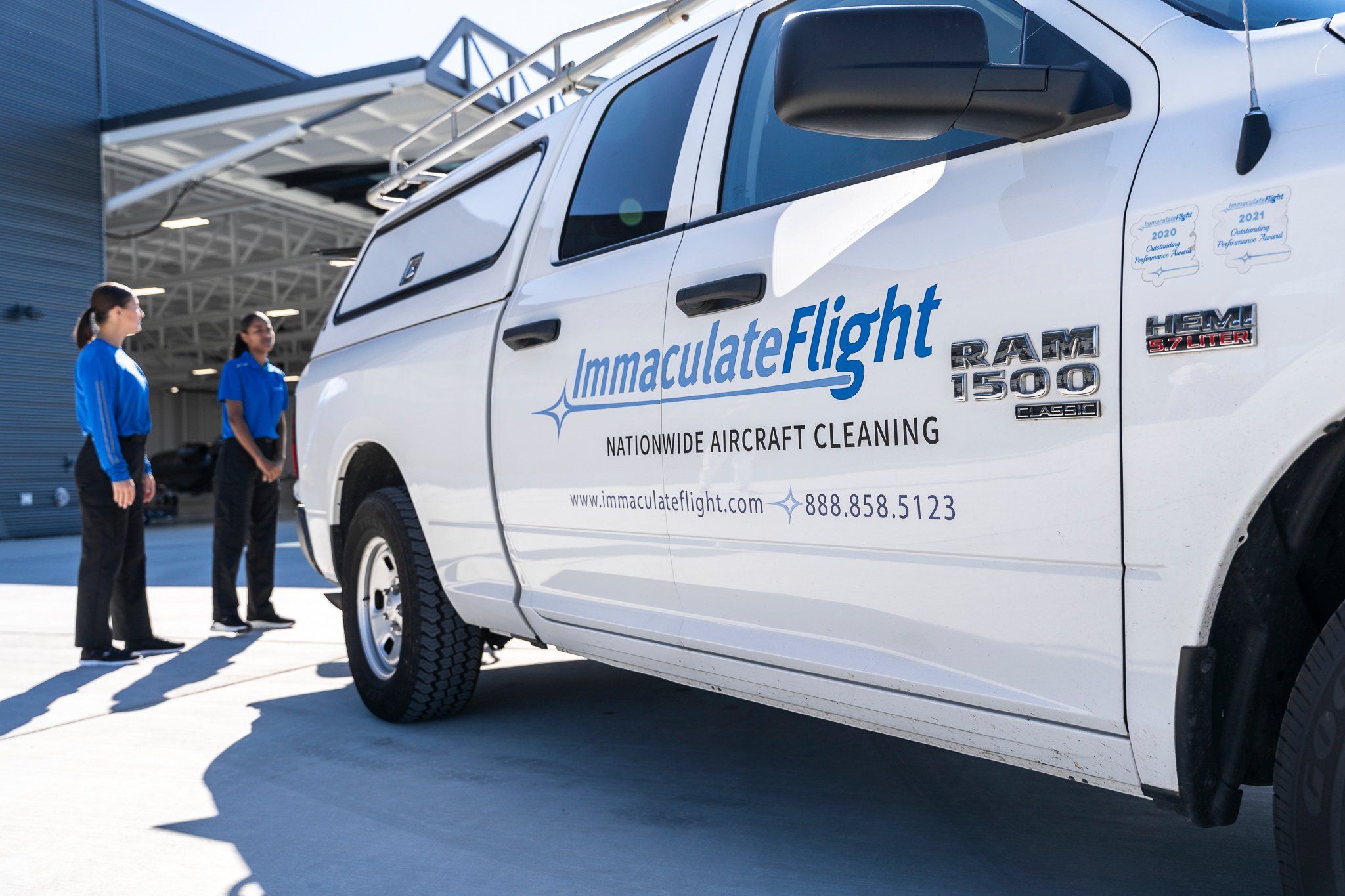 Mobile Aircraft Detailing